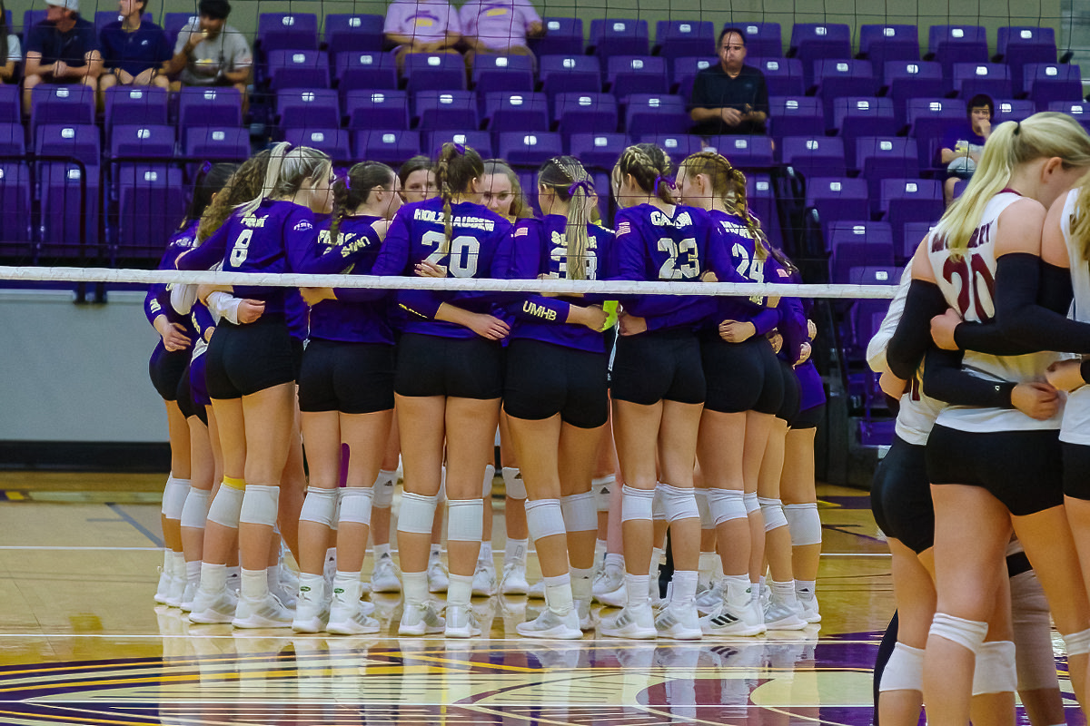 The Weekend in Review: Prince's pro debut, UMHB Volleyball closing in ...