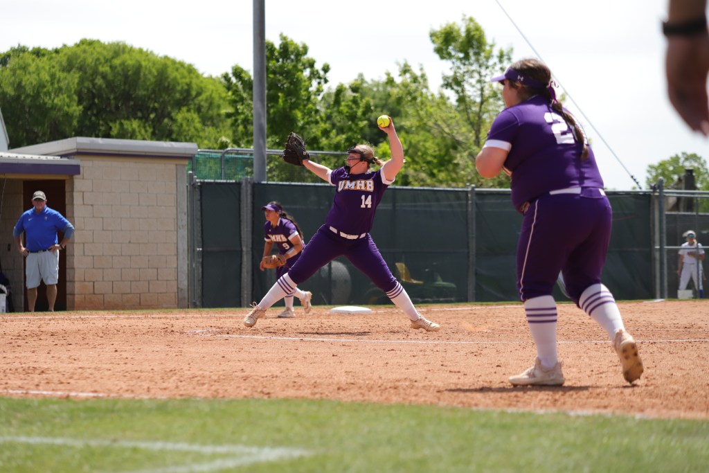 Doubleheader sweep! UMHB Softball shuts out LeTourneau in Game 1, Wins ...